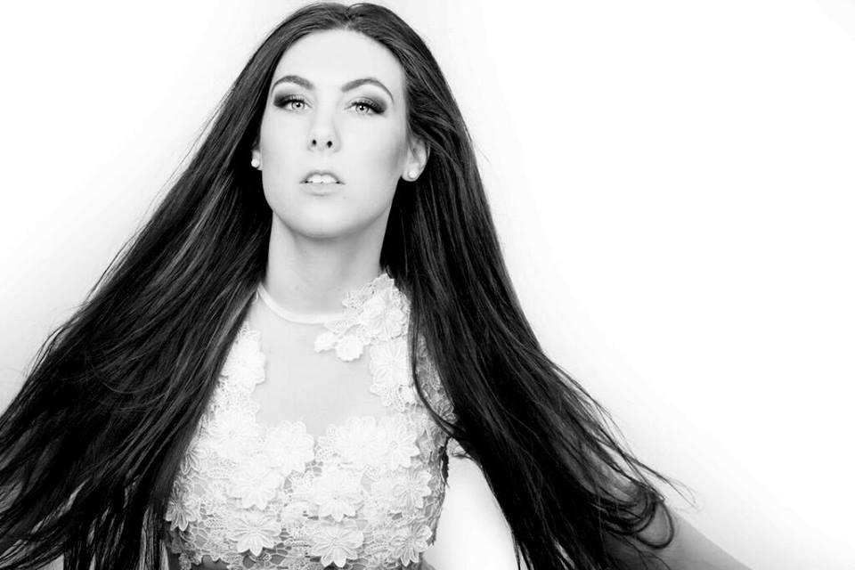Elize Ryd "Amaranthe" - Biografía - Apuesto al Rock